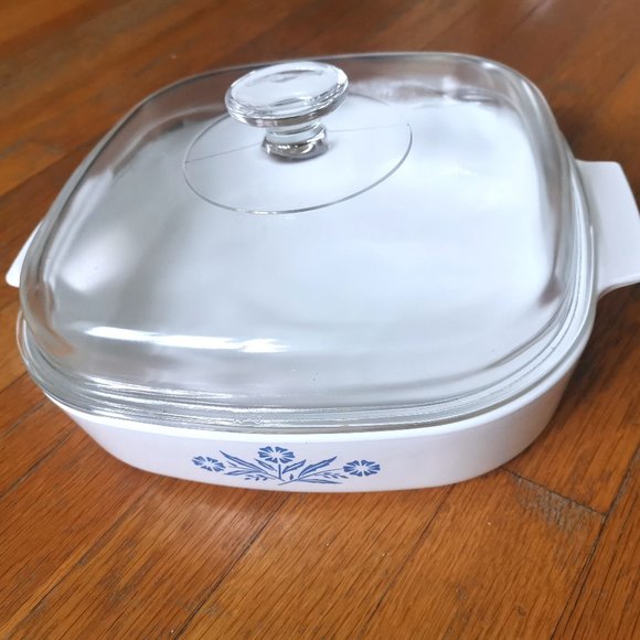 Corningware | Kitchen | Corningware Baking Dish With Lid Ab 9 34 Square ...